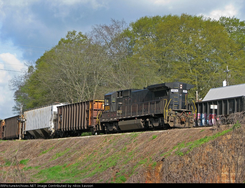 CSX Y111 crossing Pulaski Street